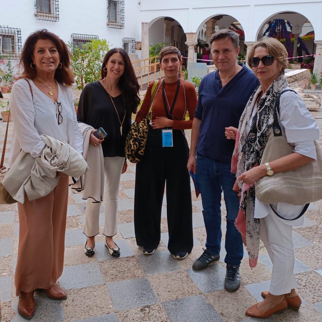 FHB visita a Emma Weaver en FLORA | Fundación Hispano Británica FHB
